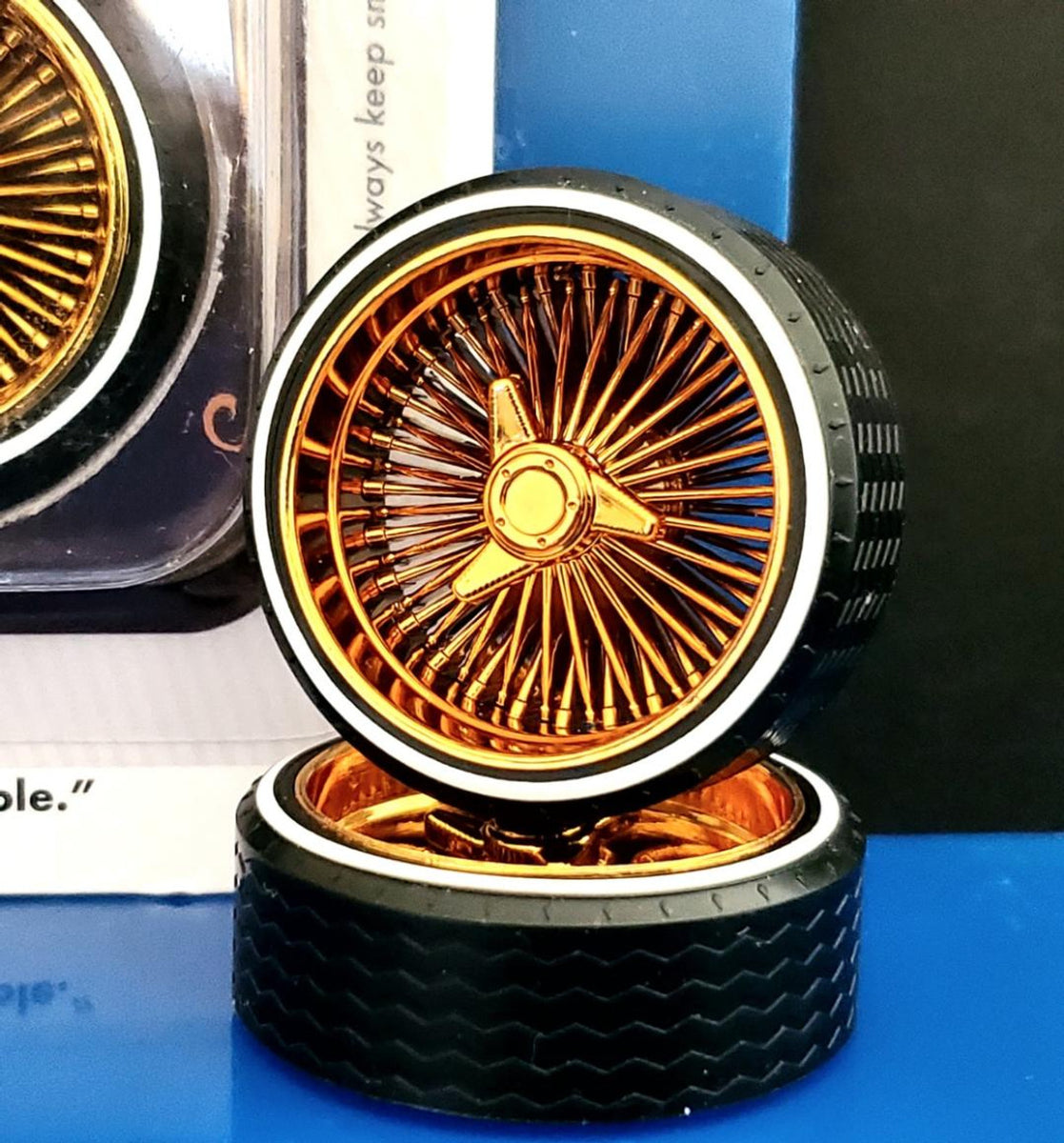 Hoppin Hydros 1/18 Gold Super Spokes w/White Wall Tires 3 Prong Smooth ...